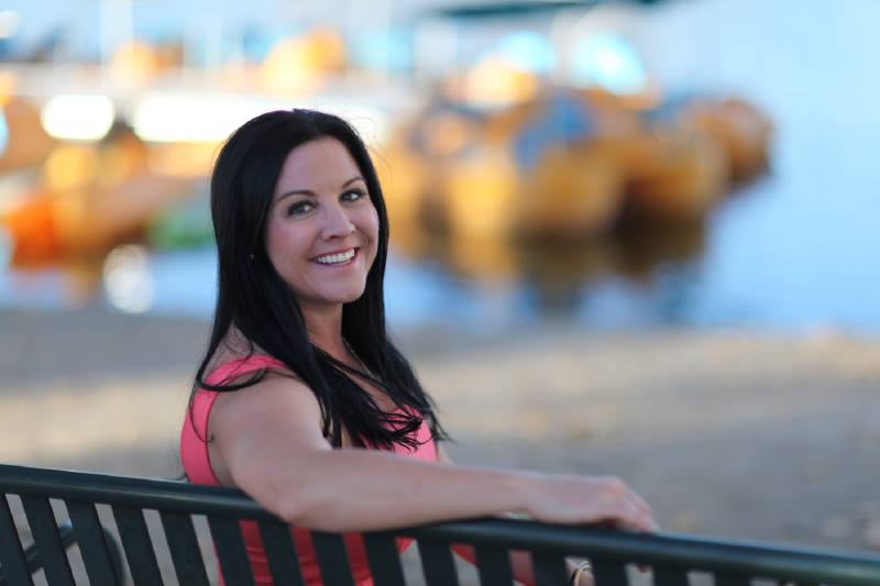 Erin_Cell - Vicki Fitch - Direct Sales Expert